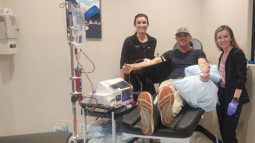 EBOO Therapy -(Extracorporeal Blood Oxygenation and Ozonation) - Alpha Infusions